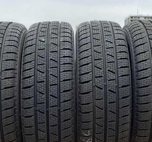 Pirelli Winter Carrier 205/65 R16C
