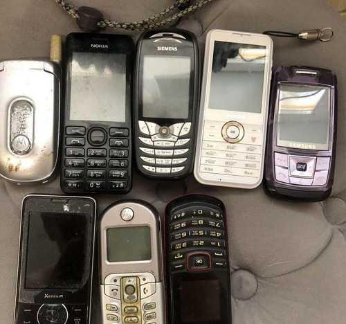 Samsung B2100