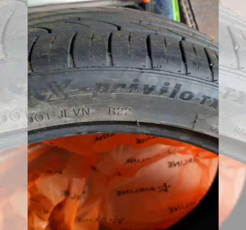 Tracmax X-Privilo TX3 225/40 R18