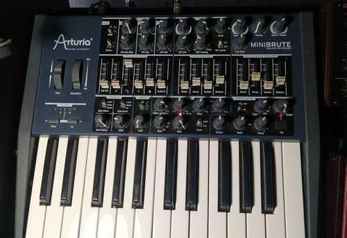 Arturia minibrute