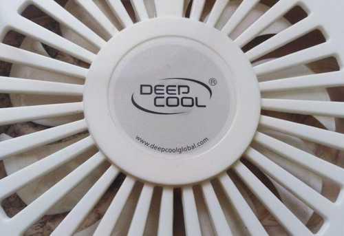 Охлаждающая подставка для ноутбука deepcoolсветлая