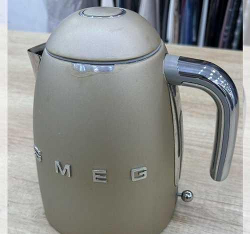 Чайник электрический smeg