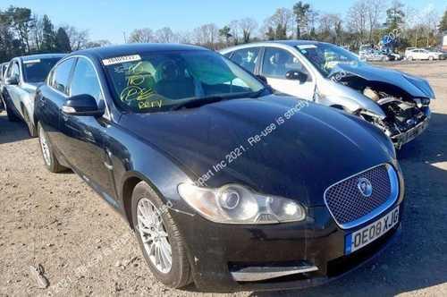 Разбирается Jaguar XF 2.7