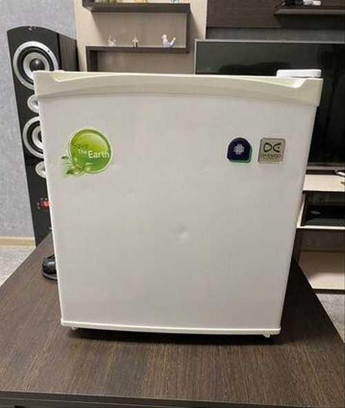 Продается б/у холодильник Daewoo