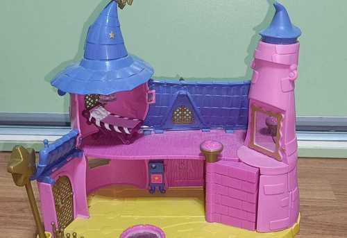 Волшебный игрушечный домик-замок со зверятами