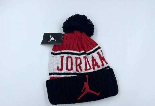 Шапка Nike Air Jordan на флисе яркая новая