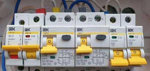 Автоматические выключатели iEK, комплект