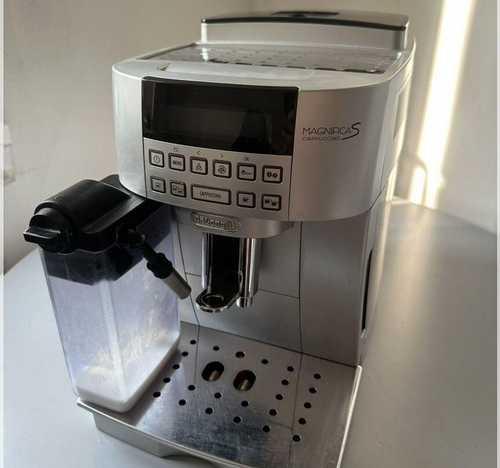 Кофемашина delonghi magnifica s cappuccino