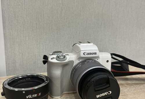 Компактный фотоаппарат canon м50