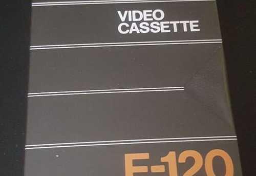 Видеокассеты новые JVC E-120