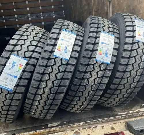 Шиныф 235/75R17,5 Triangle TR689A 143/141J