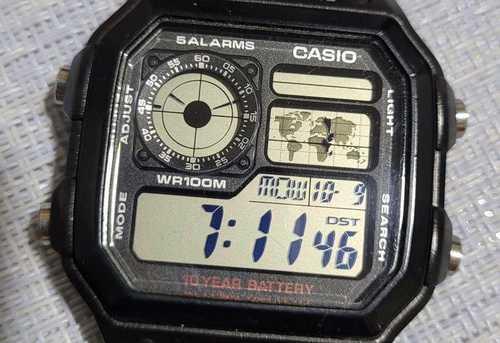 Электронные часы casio