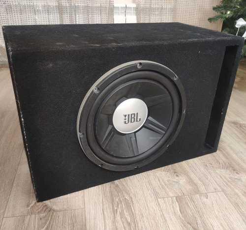 Сабвуфер JBL-GTO1214