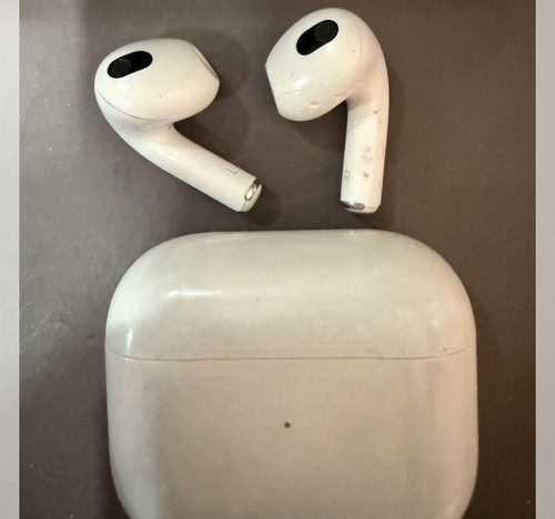 Беспроводные наушники Apple AirPods 3