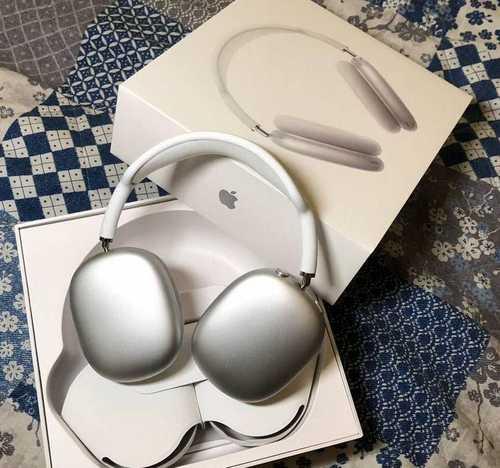 Air pods pro max