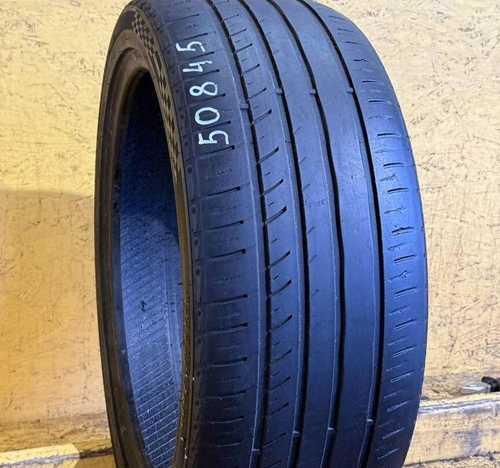 Jinyu YU63 245/40 R20 99Y