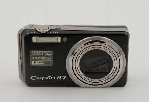 Ультракомпактный фотоаппарат Ricoh Caplio R7