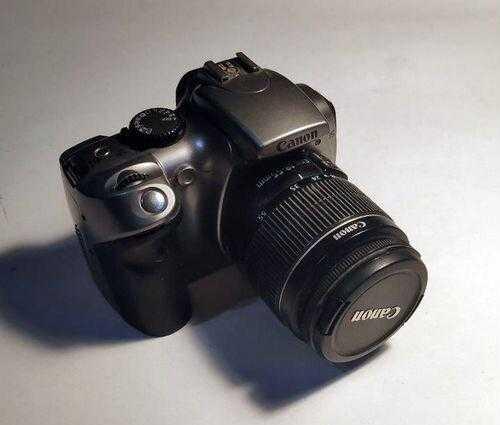Зеркальный фотоаппарат Canon 300D
