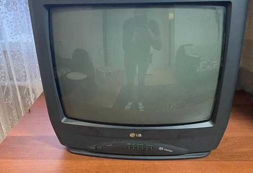 Телевизор LG с пультом диагональ 50см