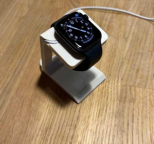 Подставка для apple watch