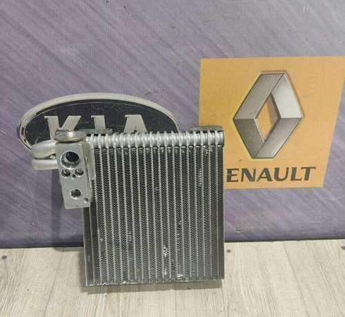 Испаритель кондиционера радиатор Renault logan