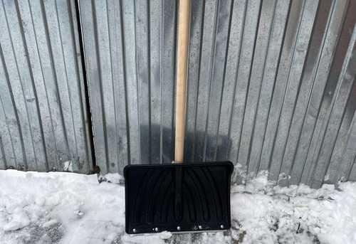 Лопата «Крепыш» для уборки снега (с черенком)