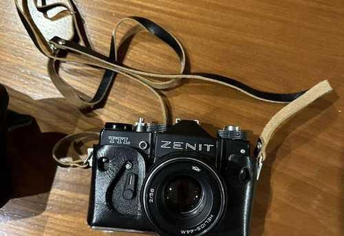 Зеркальный фотоаппарат Зенит TTL