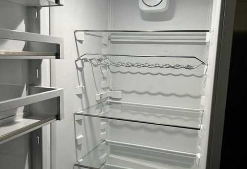 Холодильник Liebherr CN 4813, белый