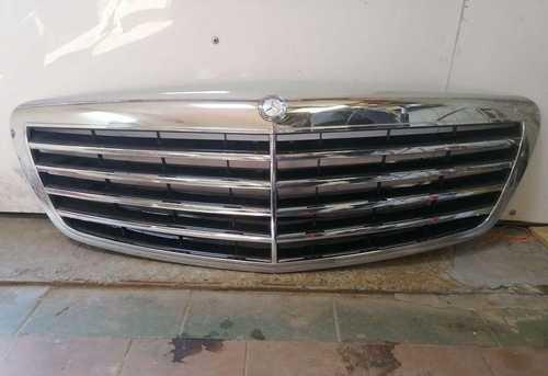 Решетка радиатора Mercedes w221s