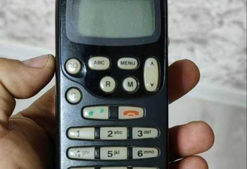 Ретро телефон Nokia 1610