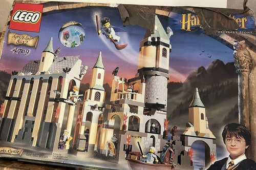 Lego 4709 замок Хогвартс новый