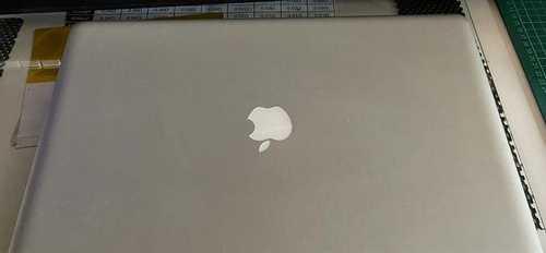 Apple macbook pro 17 2011