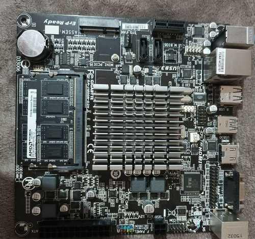 Gigabyte GA-J1800N-D2H