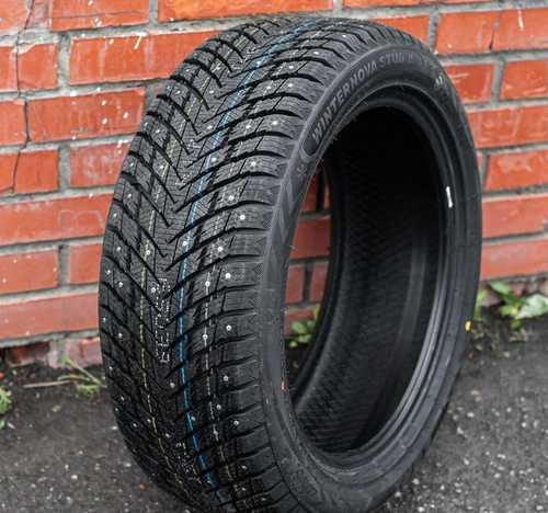 Zmax Winternova Stud II 275/45 R20 110T