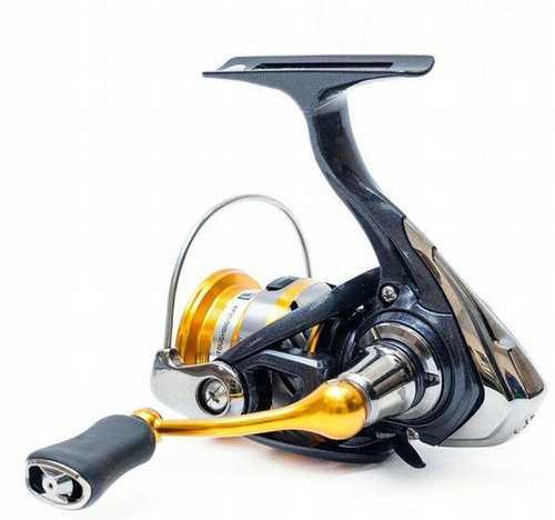 Катушка Daiwa 23 Revros LT 2000