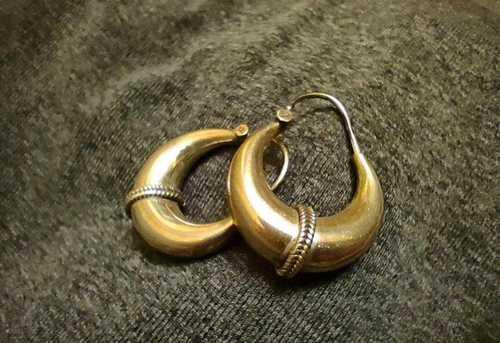 Серебро:кольца, серьги,браслет.Золотое с бирюзой