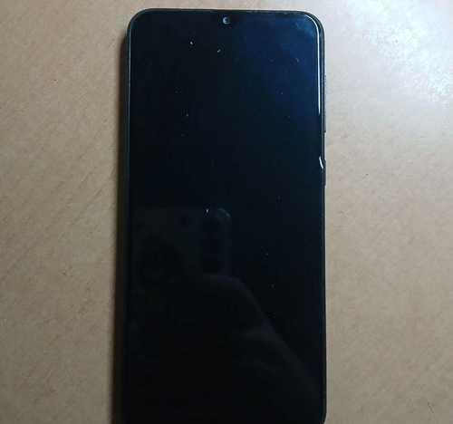 Samsung Galaxy A20, 3/32 ГБ