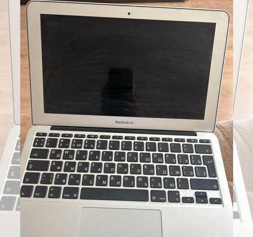 Apple macbook air 2011