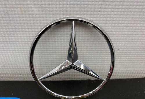 Эмблема задняя Mercedes-Benz V-Class W639 112.951