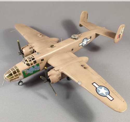 B-25C Mitchell 1/72 (собранный и окрашенный)