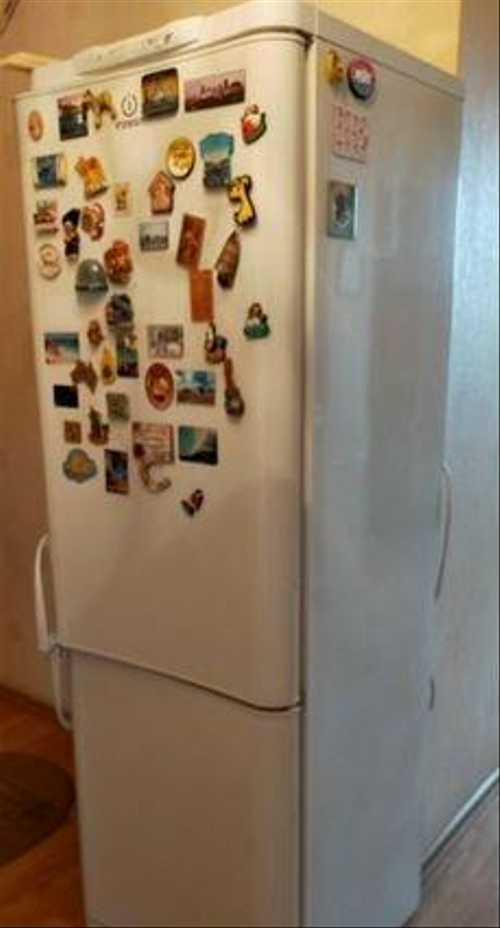 Холодильник Б/у Indesit