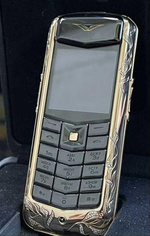 Vertu vivre gold / diamond LE 55/88