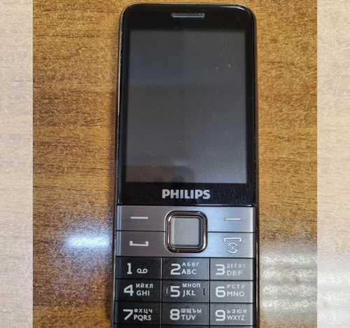 Philips Xenium E590