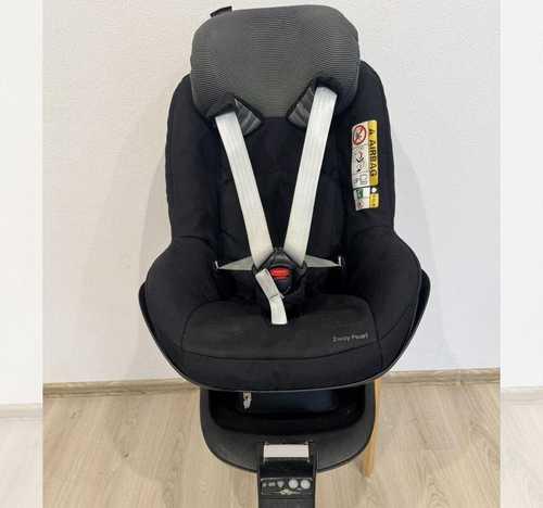 Автомобильное кресло maxi cosi pearl