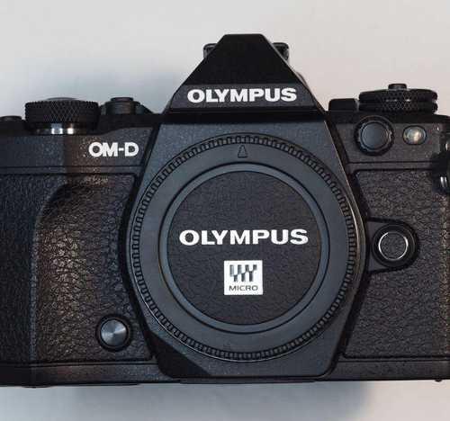 Olympus E-M5-2 body