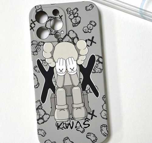 Чехол на iPhone 13 Pro Max Kaws