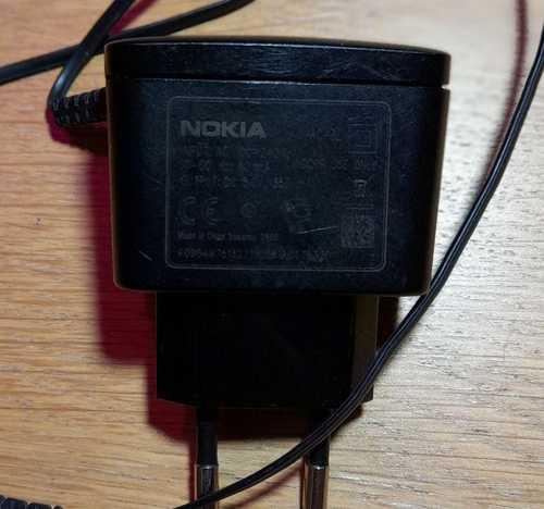 Зарядное устройство Nokia тонкая 1,8м