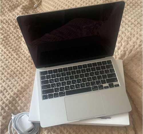 Apple macbook pro 13 2022 m2 512