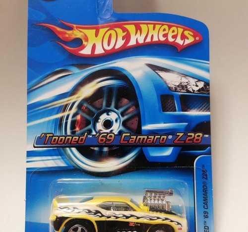 Hot wheels tooned 69 camaro z28