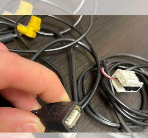 Кабель адаптер USB   AUX 12 pin VAG для магнит RCD